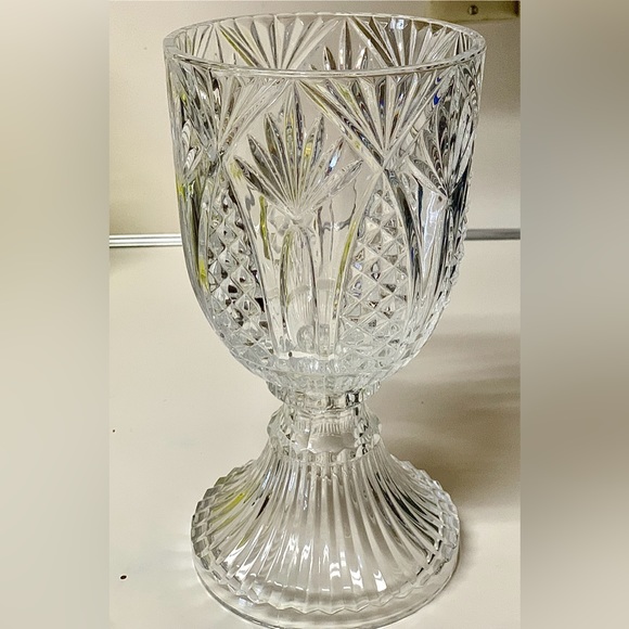 Art | Vintage 1 Pineapple Pattern Crystal Cut Glass Pedestal Flower ...